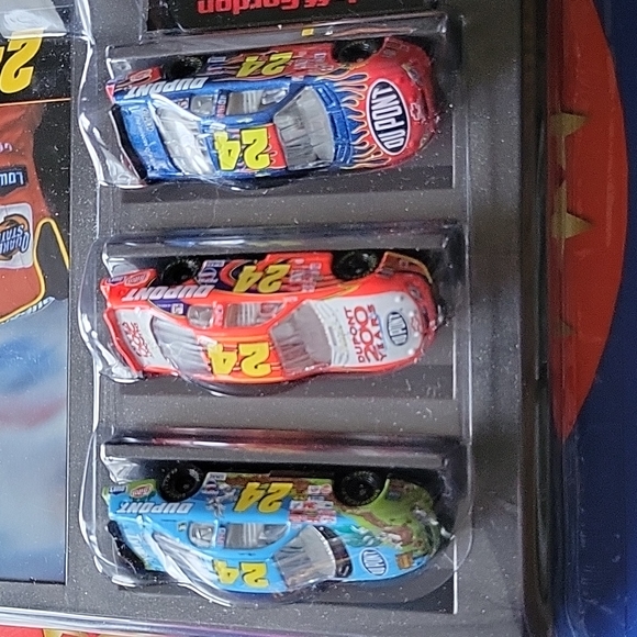 Jeff Gordon | Toys | Jeff Gordon Nascar Diecast Winners Circle Gift ...